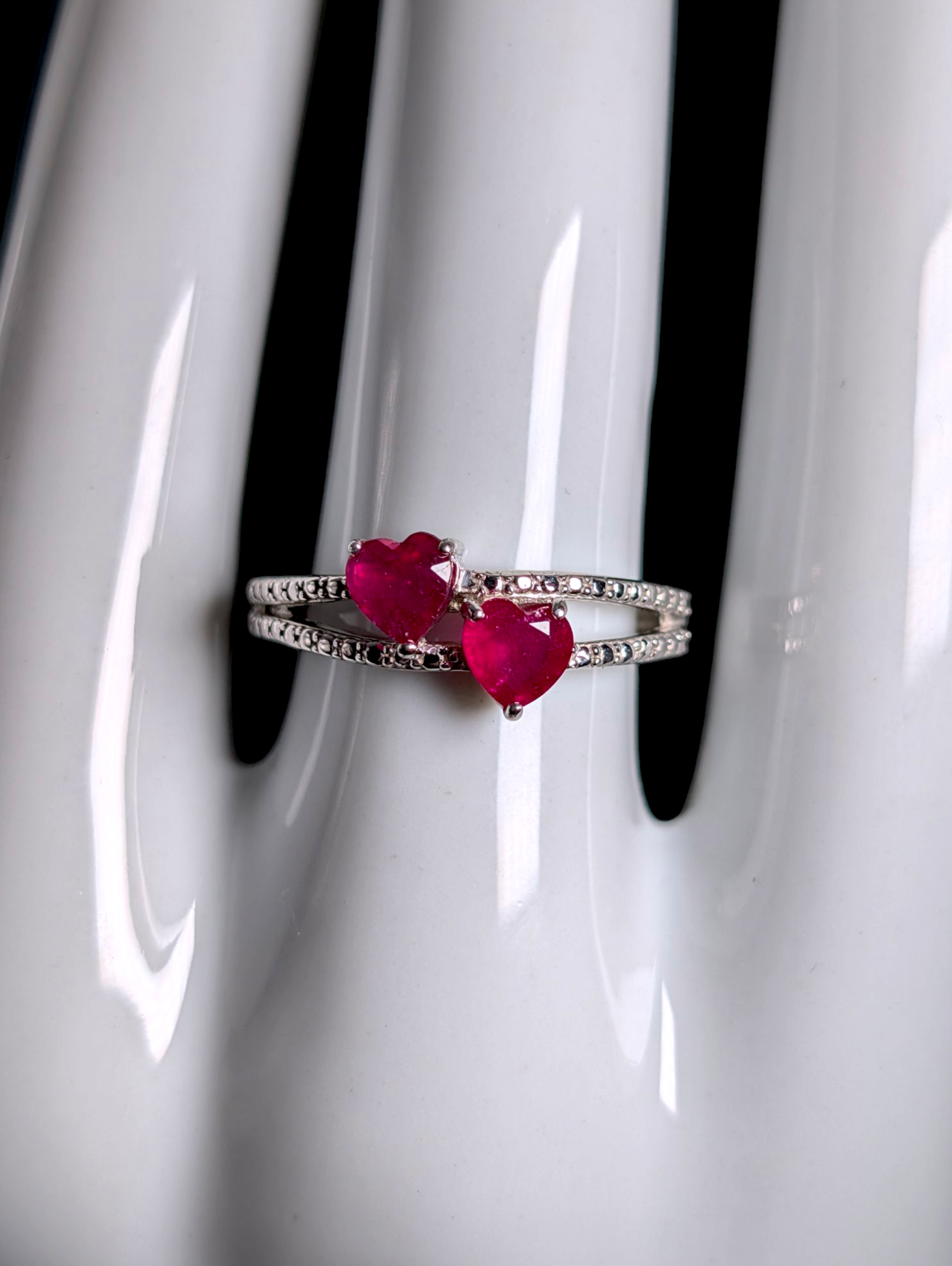 Vintage Double Heart Genuine Ruby Sterling Silver Split Shank Band Rin ...